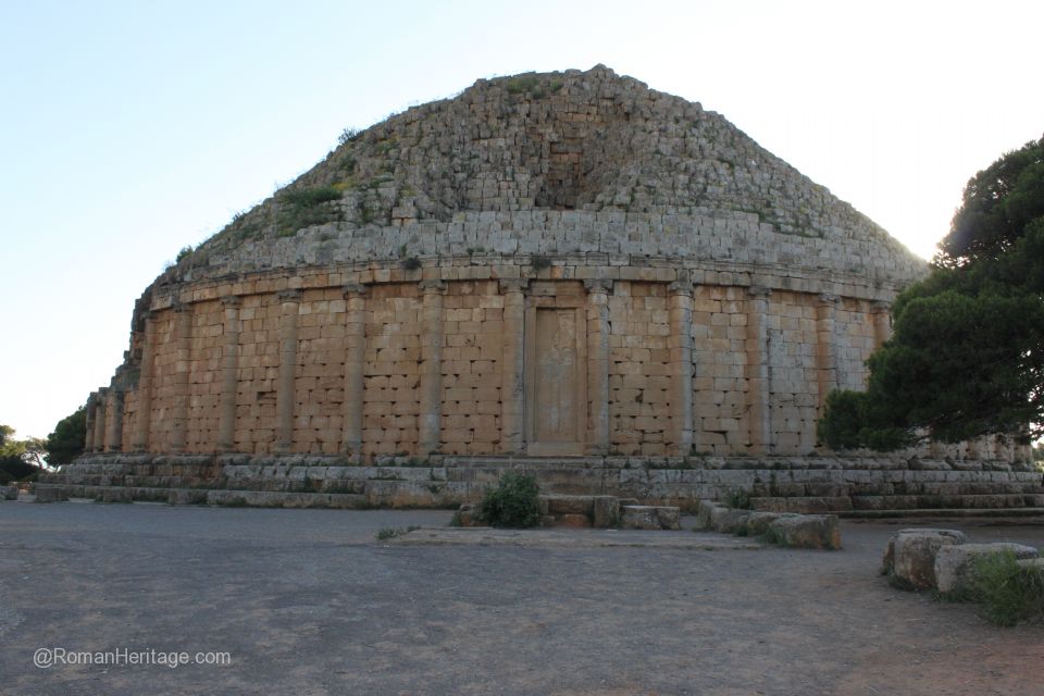 Christian Woman-s Tomb Tumba mujer cristiana - Algeria Mauritania ...