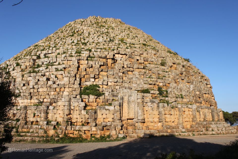 Christian Woman-s Tomb Tumba mujer cristiana - Algeria Mauritania ...