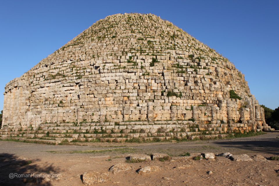 Christian Woman-s Tomb Tumba mujer cristiana - Algeria Mauritania ...