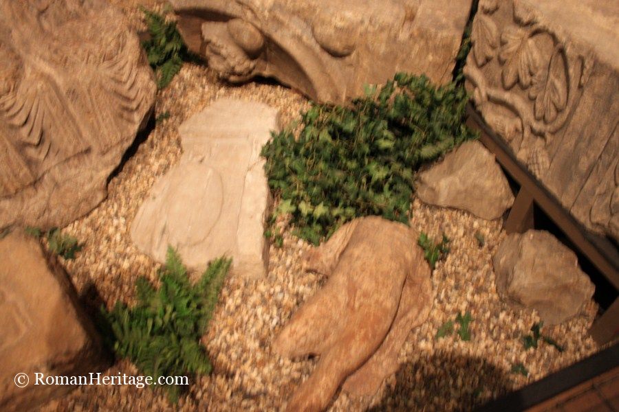 London Museum Museo - i- London Museum by Noble Street- Cripplegate ...